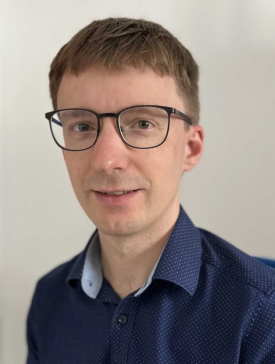 Chitin oligosaccharide recognition by human chitinase-like proteins ...